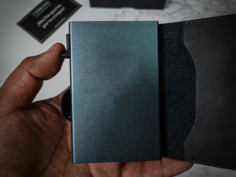 Billeteras Inteligentes Personalizadas | Ebrand Perú